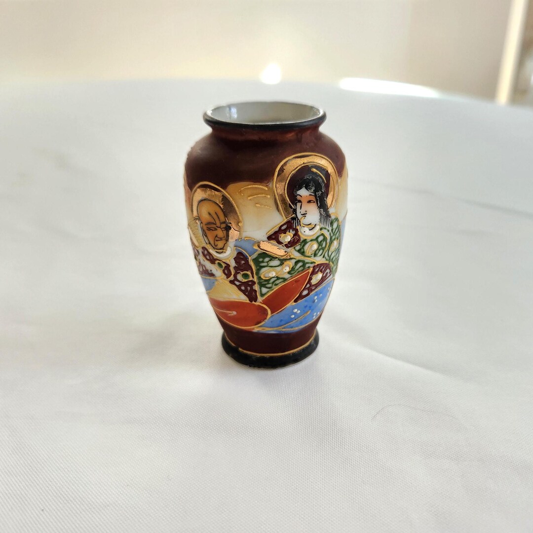Vintage Satsuma Style Man & Woman Mini Urn Flower Vase --- Retro ...