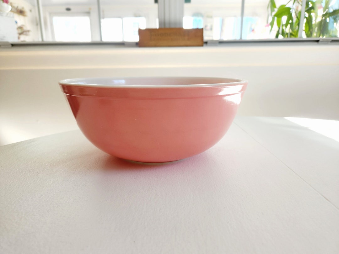 Vintage Pyrex Flamingo Pink 404 4 Quart Large Mixing Bowl Retro 1950s ...