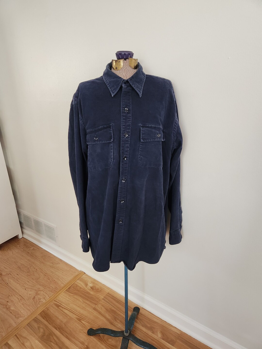 Vintage L.L. Bean Chamois Cloth Worn Distressed Faded Blue Oxford Shirt ...