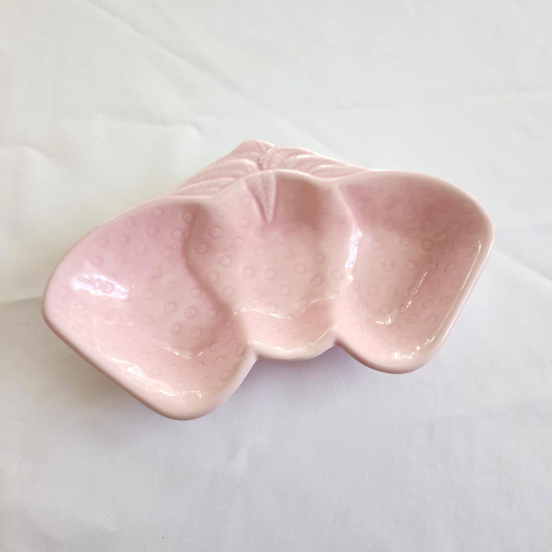 Vintage Belmar Calif 310 Pastel Pink Ceramic Strawberries Curved Dish ...