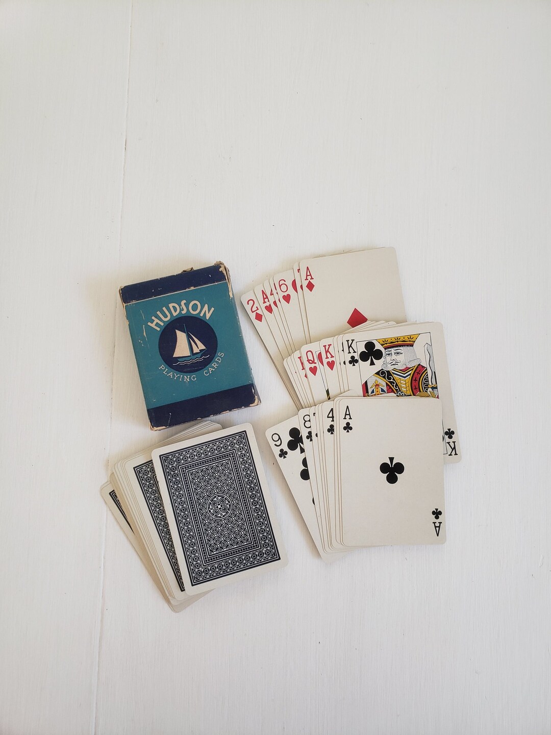 Vintage Hudson Tobacco Plain Playing Cards Retro Sailboat Blue Beach ...