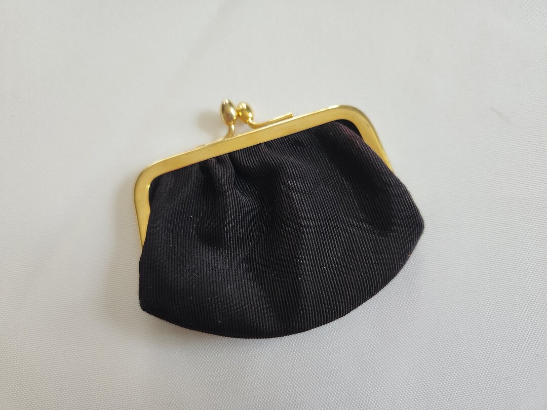 Vintage Little Black Clam Shell Change Purse Retro Simple Coin Pouch ...