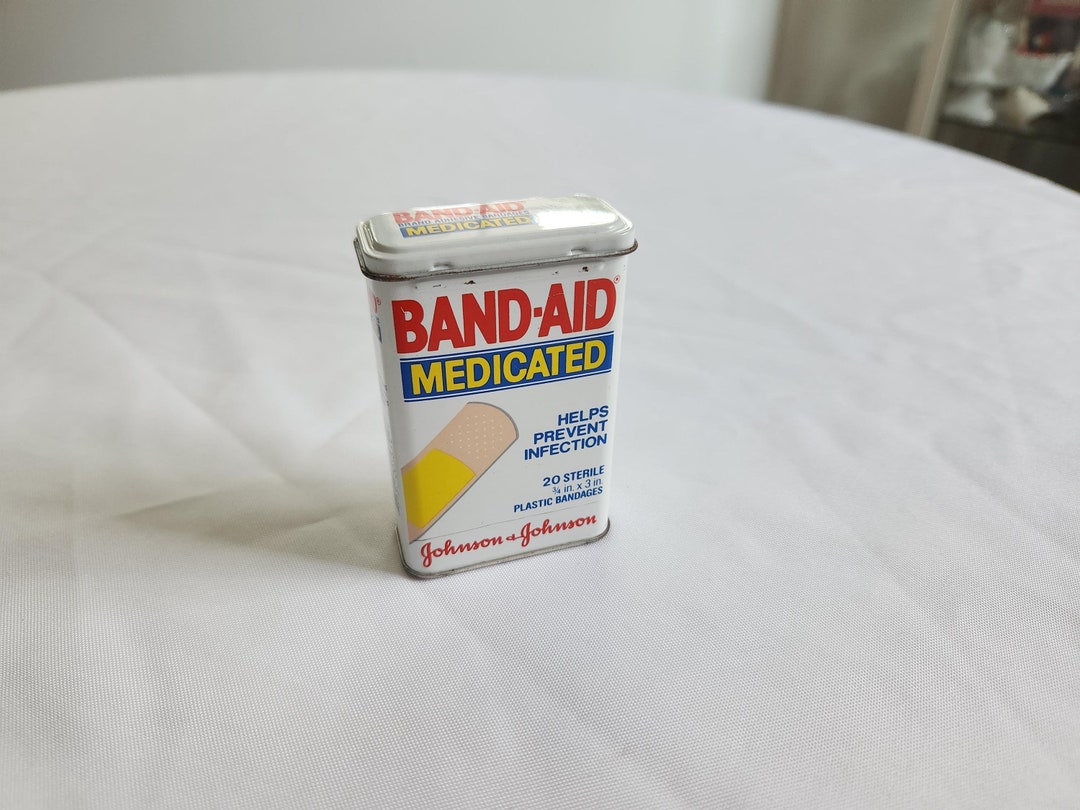 Vintage Band-aid Medicated Bandages Tin --- Retro Johnson & Johnson ...