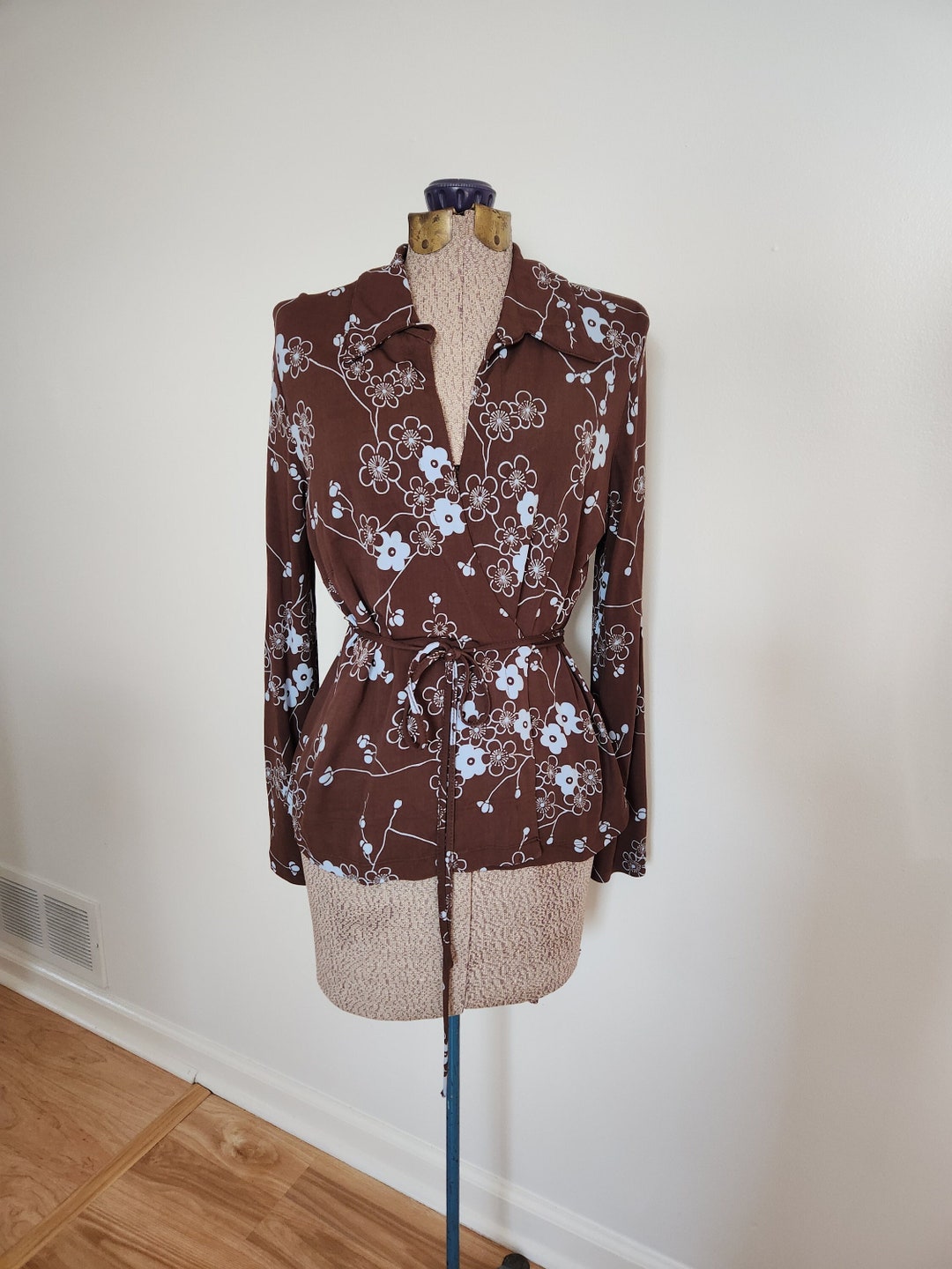 Vintage Mossimo Blue Cherry Blossom Flowers Dark Brown Wrap Shirt ...