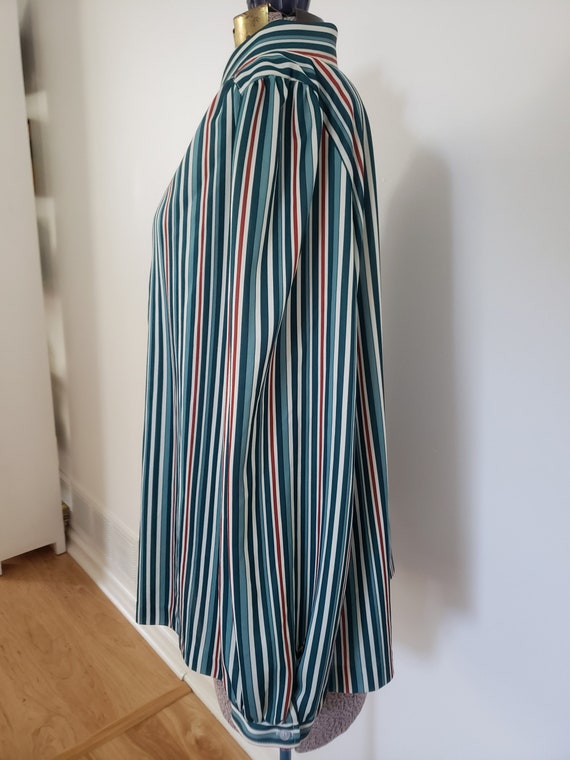 Vintage The Fire Islander Woman Green & White Striped… - Gem