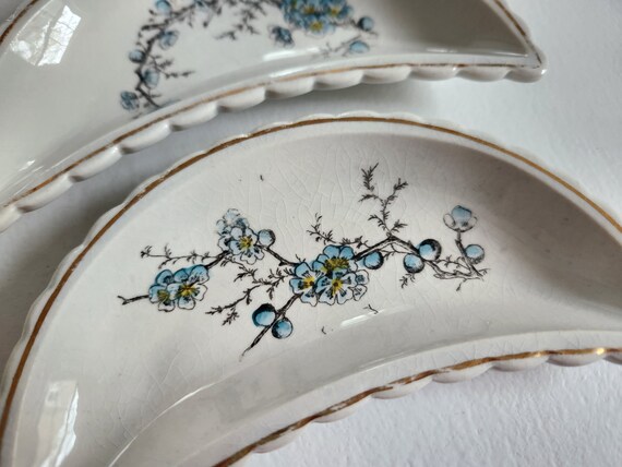 Antique Blue Sakura Curved Fish Bone Dishes - Set of … - Gem