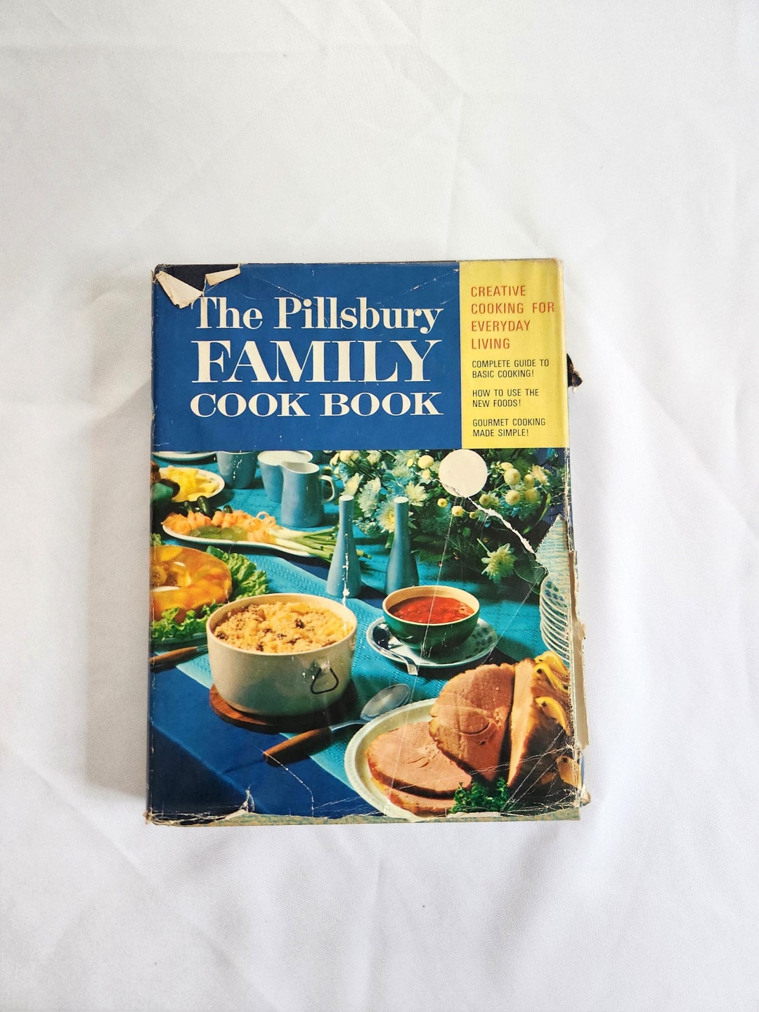 The Pillsbury Family Cook Book --- Vintage 1960s Pillsbury Company ...