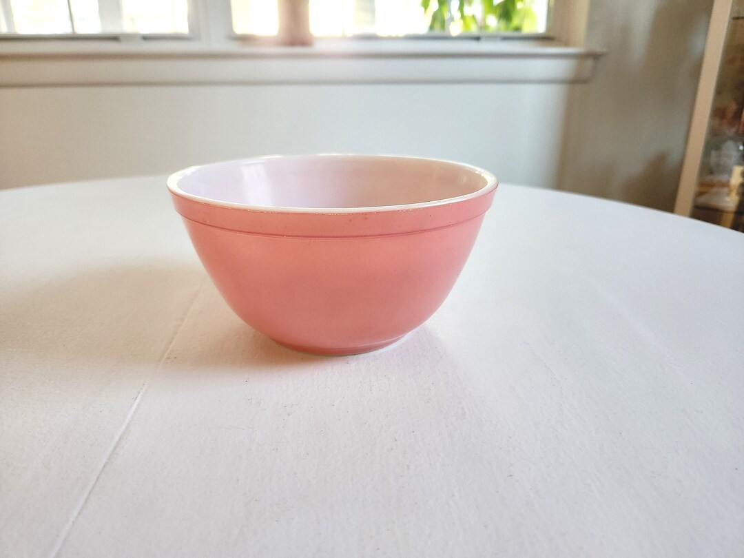Vintage Pyrex Flamingo Pink 402 1.5 Quart Mixing Bowl Retro 1950s Solid ...