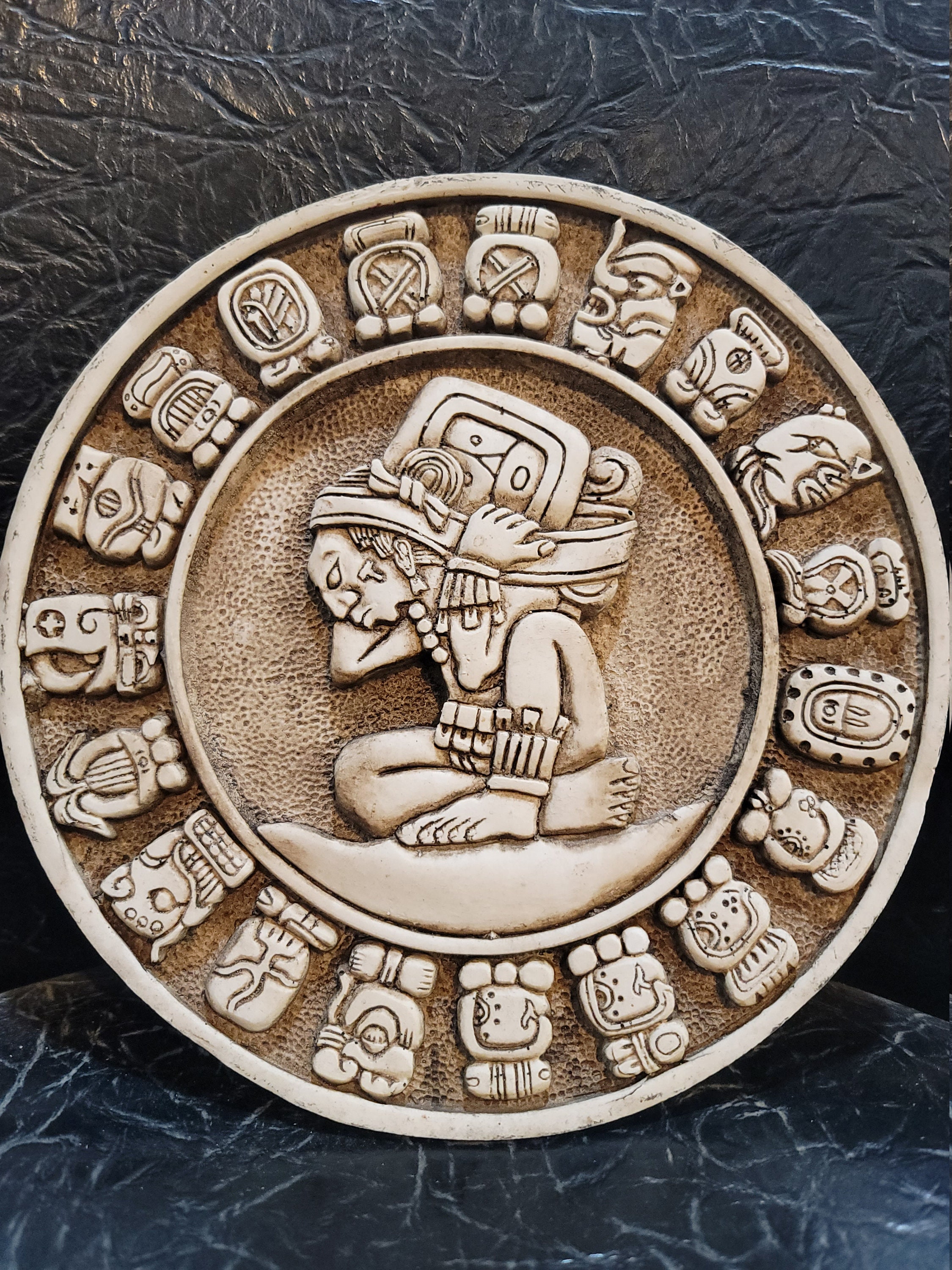 4 Vintage Wall Plaques - Etsy