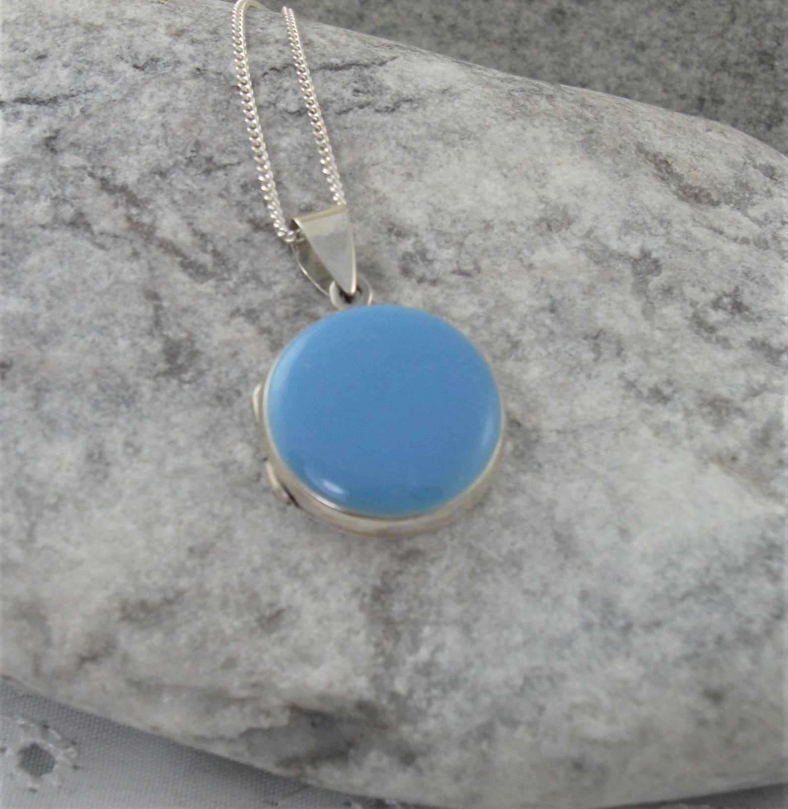 Sterling Silver Baby Blue Enamel Locket Necklace - Keepsake Photo ...