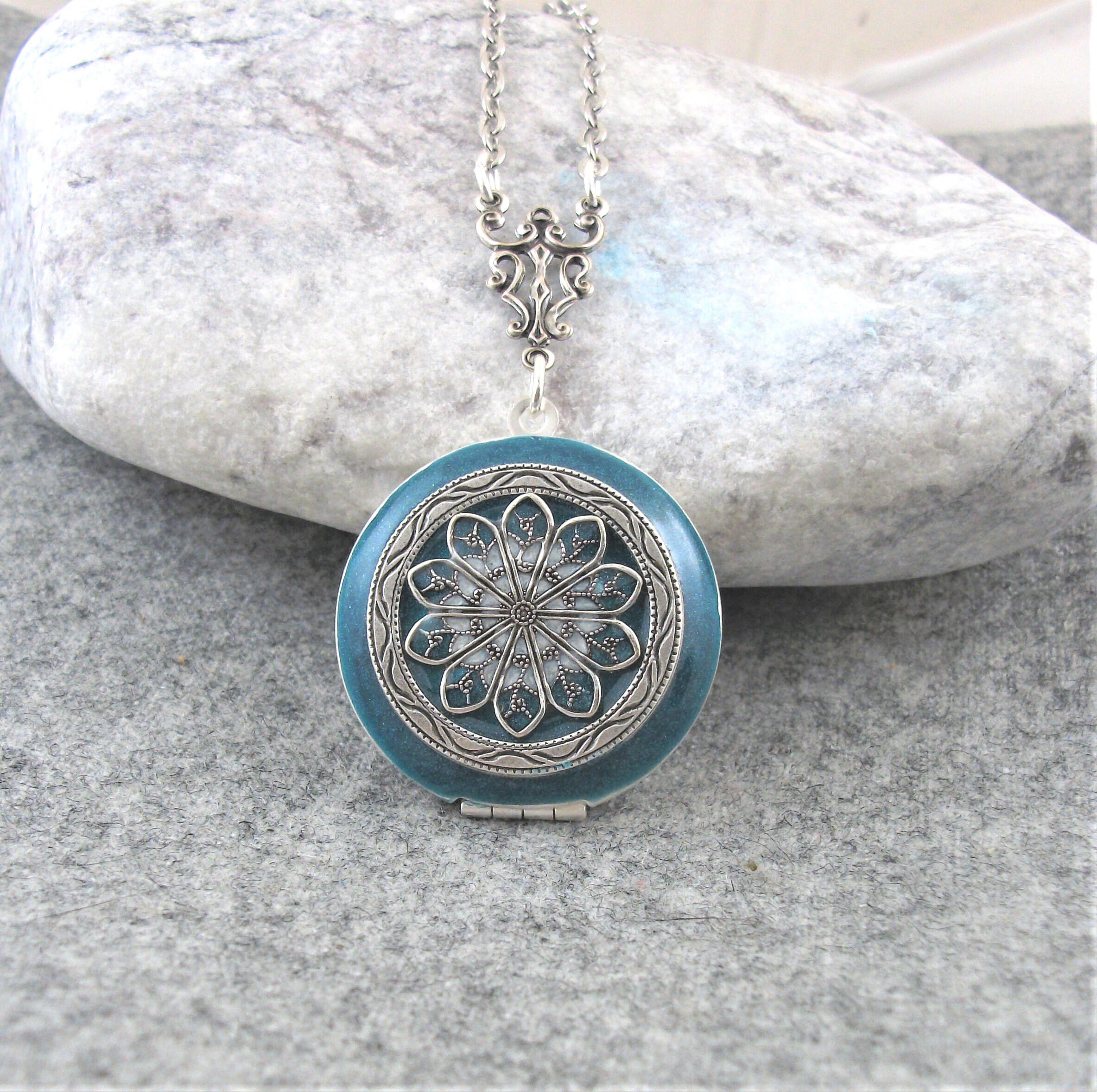 Teal Locket Antique Style Silver Locket. Gift for Women. - Etsy