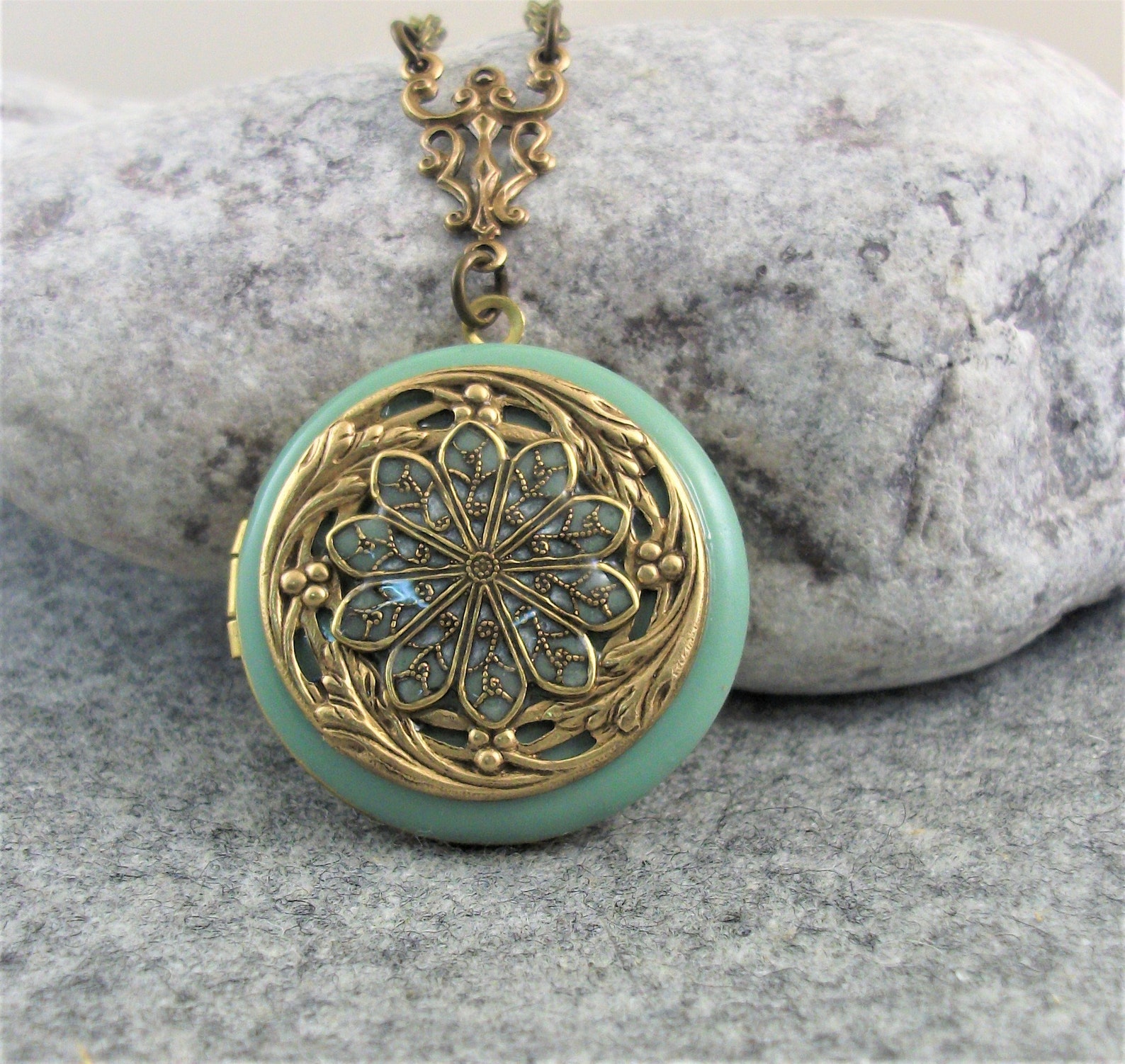 Sage Green Filigree Locket. Gift for Women. - Etsy