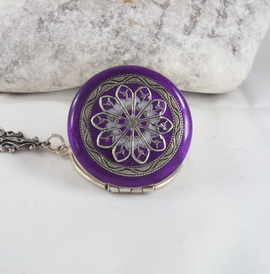 Purple Filigree Locket, Antique Style Silver Locket. Gift for Women. - Etsy
