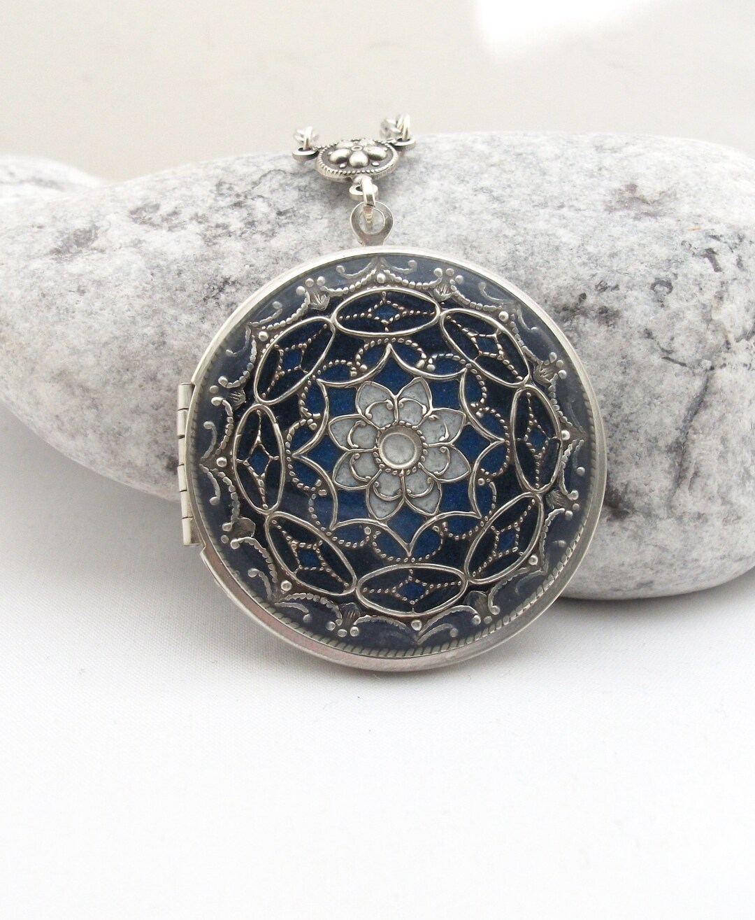 Vintage Style Blue Locket - Etsy