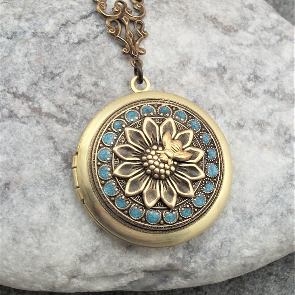 Locket Necklace - Etsy