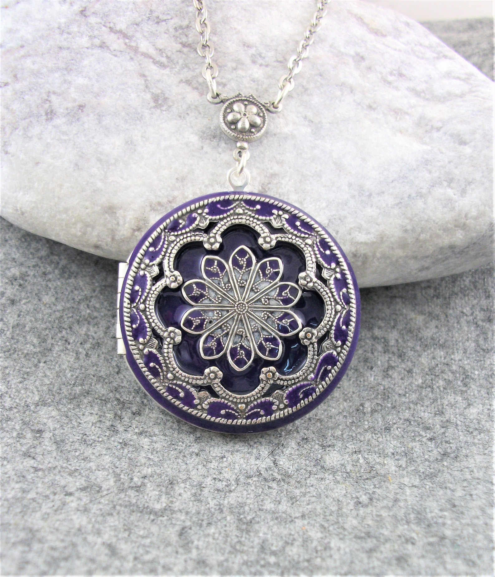 Antique Style Purple Locket Filigree Locket. Gift for Women. - Etsy