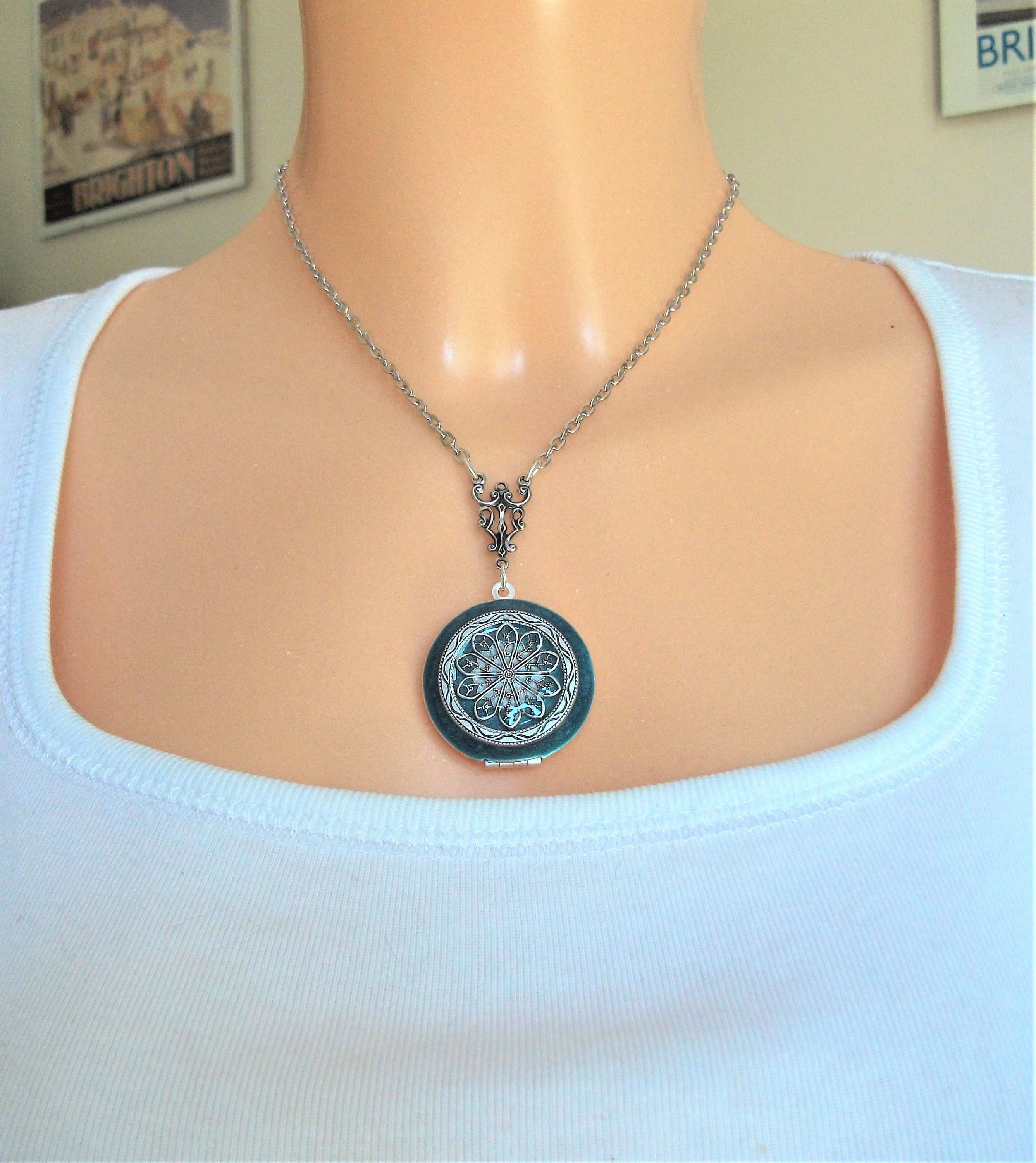 Teal Locket Antique Style Silver Locket. Gift for Women. - Etsy