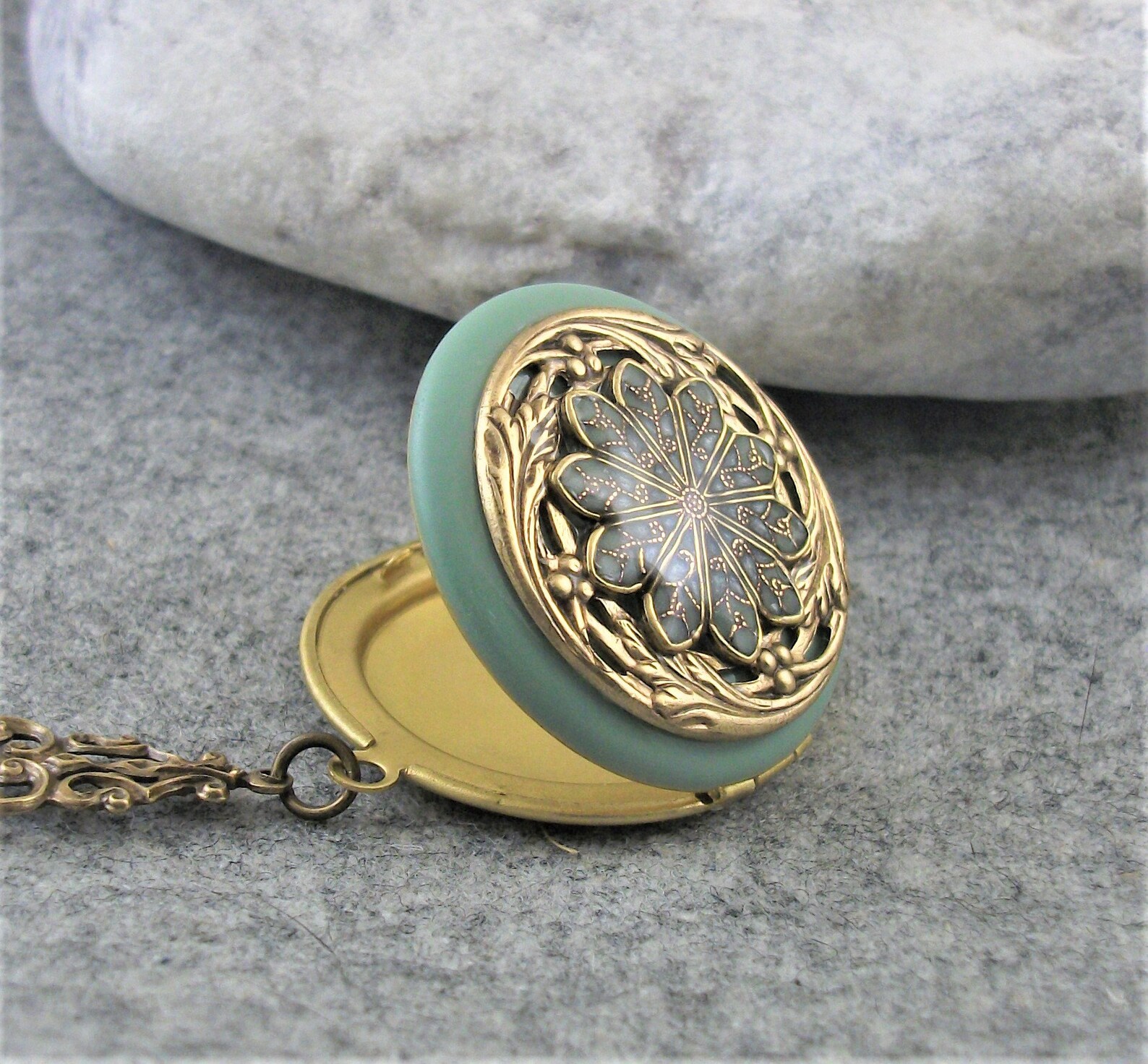 Sage Green Filigree Locket. Gift for Women. - Etsy