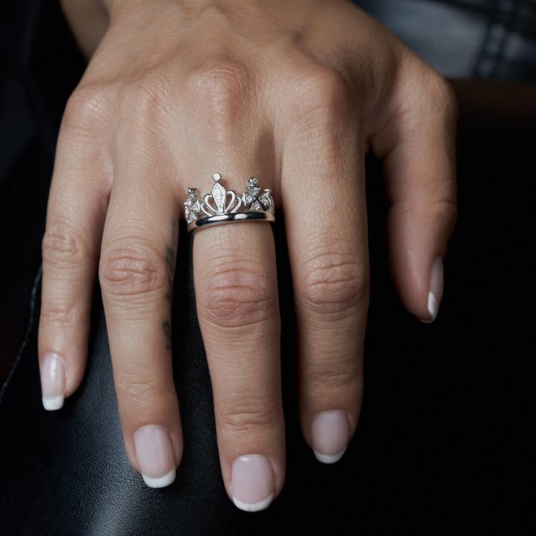 Royal Crown Rings With Simulated Diamonds // Crown Rings // Royalty ...
