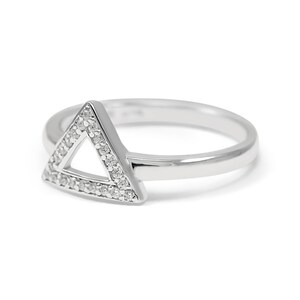 Geometric Delta Triangle Ring With Czs // Delta Ring // Triangle ...