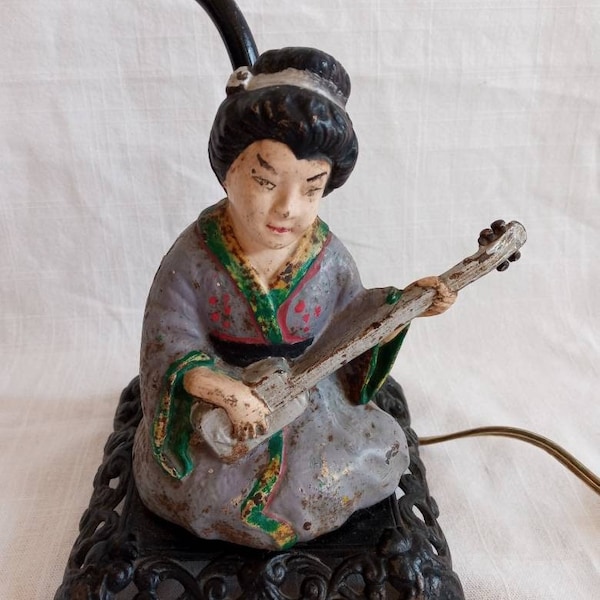 Geisha Lamp - Etsy