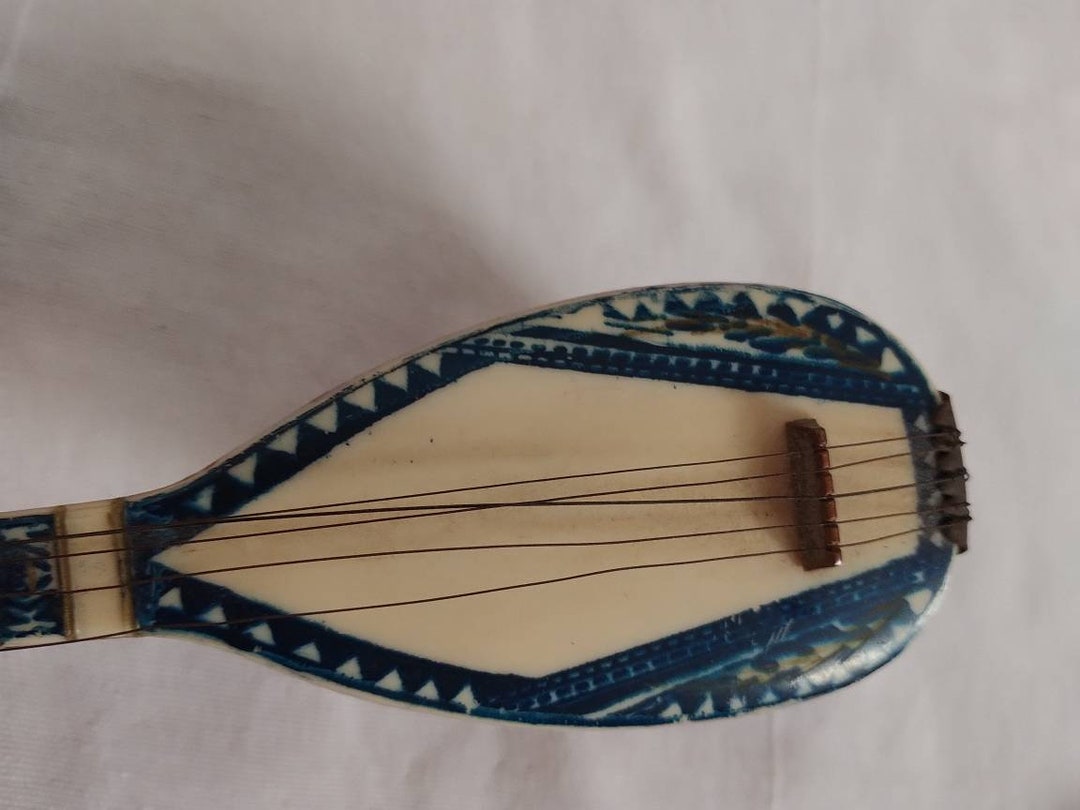 Unique Vintage Sitar 11 Musical Small for Decor Blue Cream Art Work - Etsy