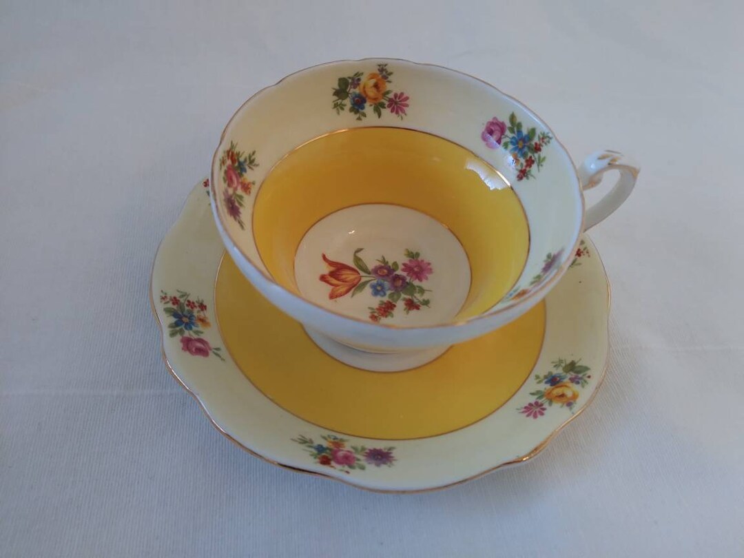 Vintage Foley Tea Cup and Saucer Yellow, White, With Flowers - Etsy
