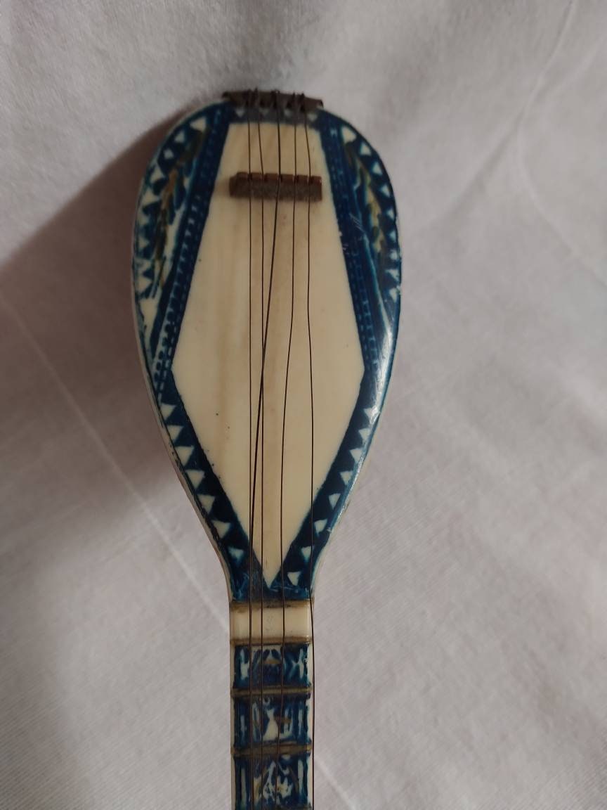 Unique Vintage Sitar 11 Musical Small for Decor Blue Cream Art Work - Etsy