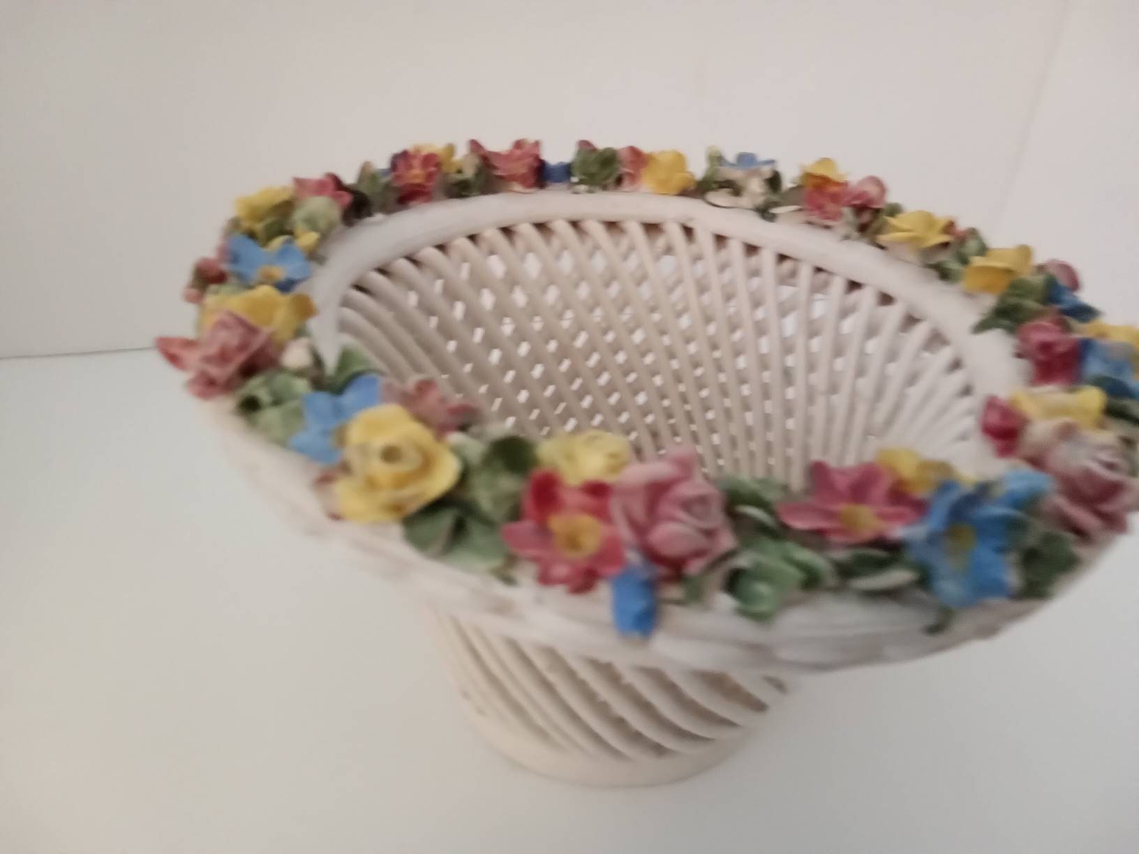 Vintage Made in Italy Basket Weave Italian Flowers Lattice Basketweave ...