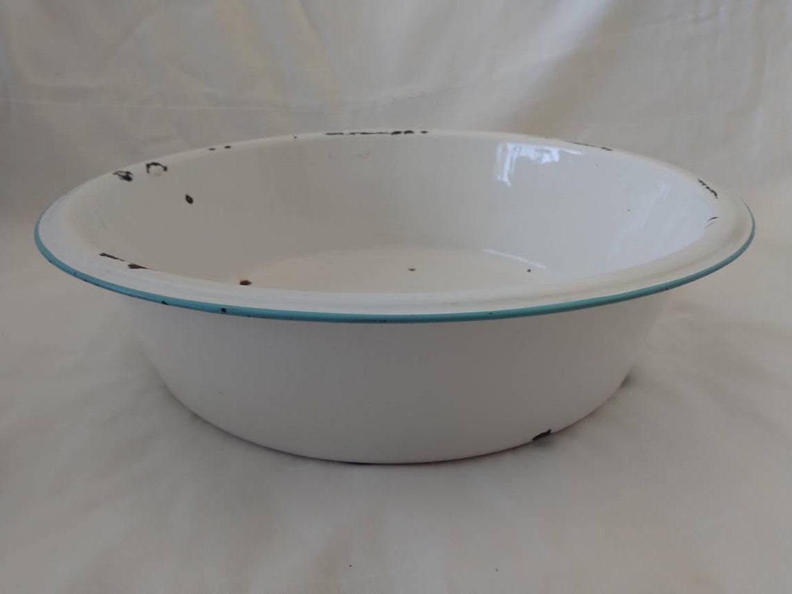Vintage Enamel Wash Basin Bowl 16.5" White With Light Blue Rim - Etsy