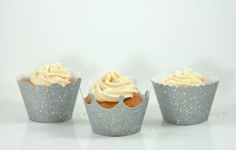 SILVER GLITTER Sparkling Cupcake / Muffin Wrappers Crown - Etsy