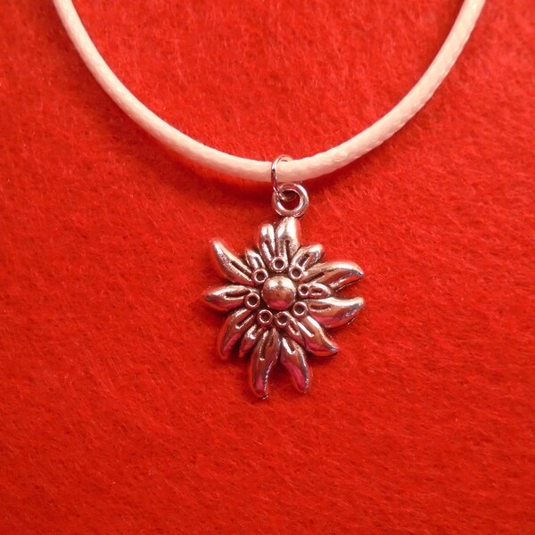 Edelweiss Necklace - Etsy