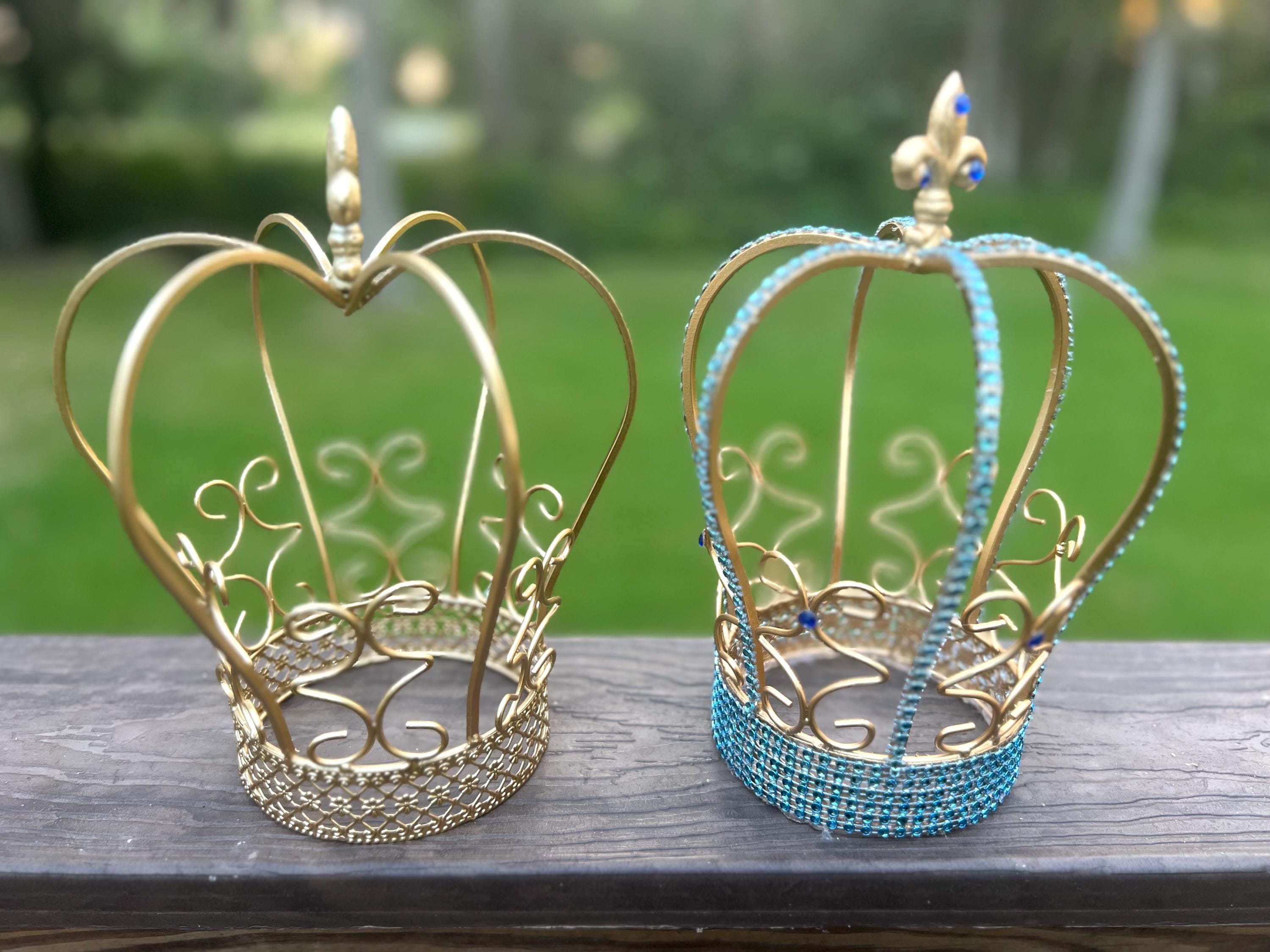Crown Themed Centerpieces