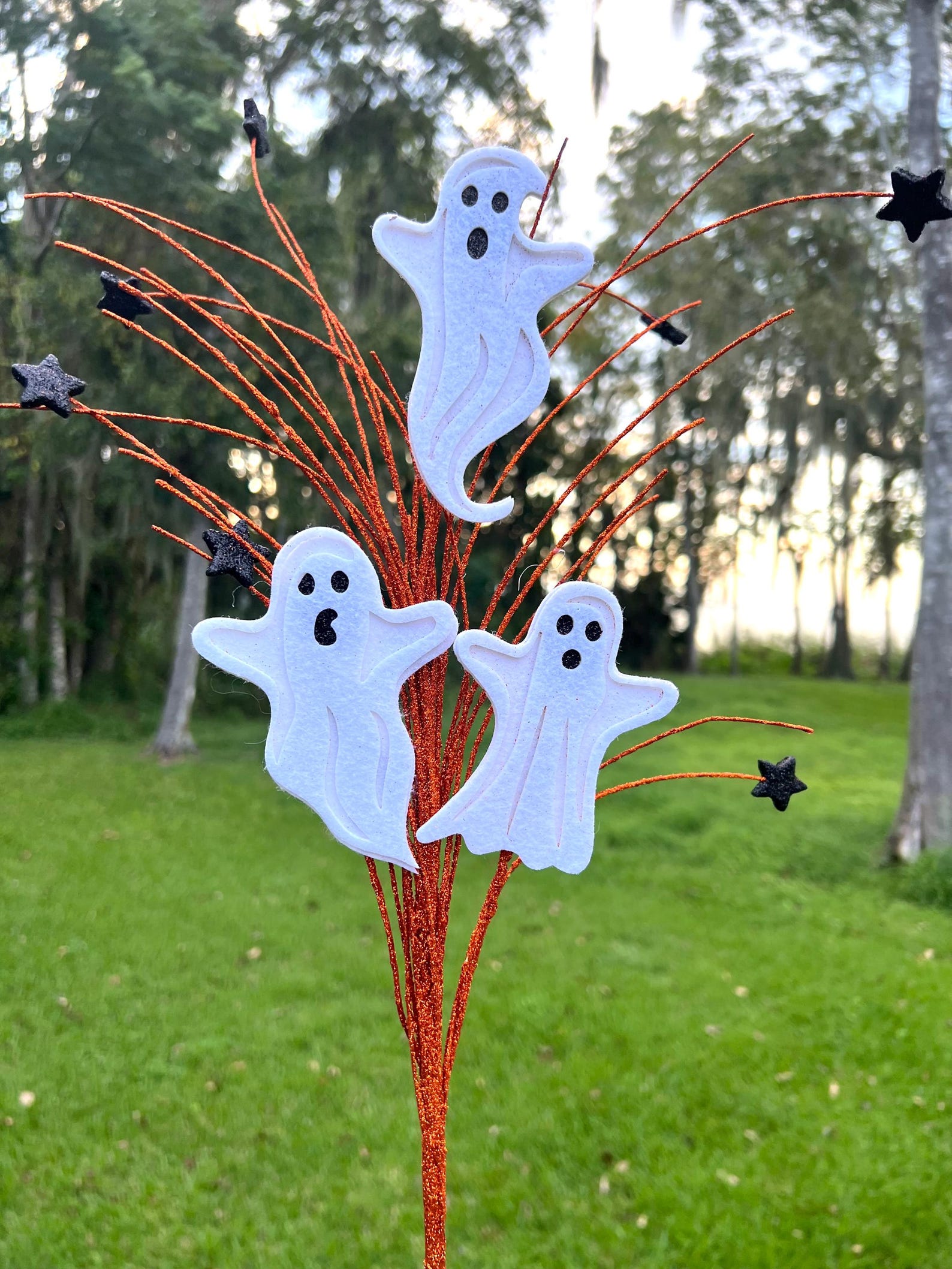 30" Glitter Ghost Mini Star Pick - Spooky and Festive Halloween Decor ...
