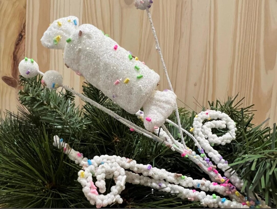 18" Sprinkles Candy Spray Christmas Tree, and Wreath Holiday Accent ...