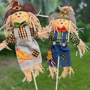 Harvest Bounty: 25"large Scarecrow Picks for a Fall Autumn Decorating ...