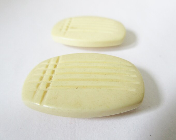 Large Vintage Cream Lozenge Shaped Buttons With Etched Crossed Lines - Etsy