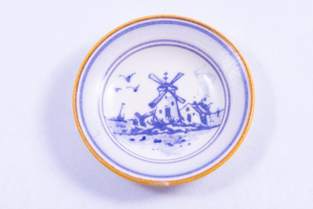 Dollhouse Miniature England's Terry Curran Blue & White Plate With ...