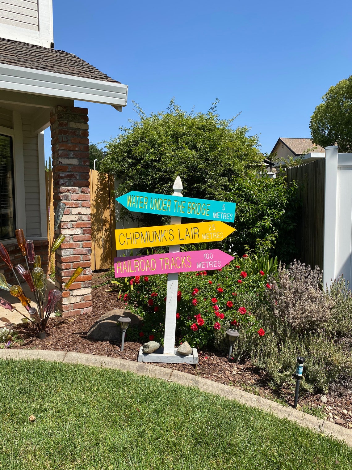 Set of 3 Directional Arrows Large With City and Miles Engraved | Etsy