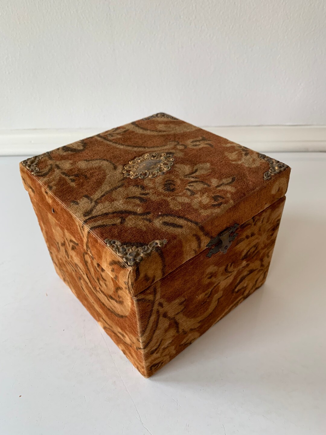 Victorian 6 Inch Velvet Collar Box/antique Cuff and Collar Box ...