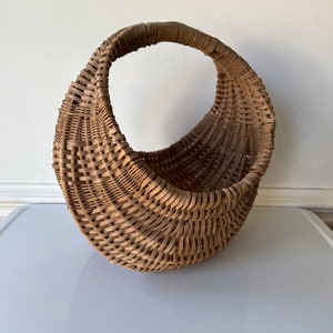 Antique Crescent Circle Basket - Etsy