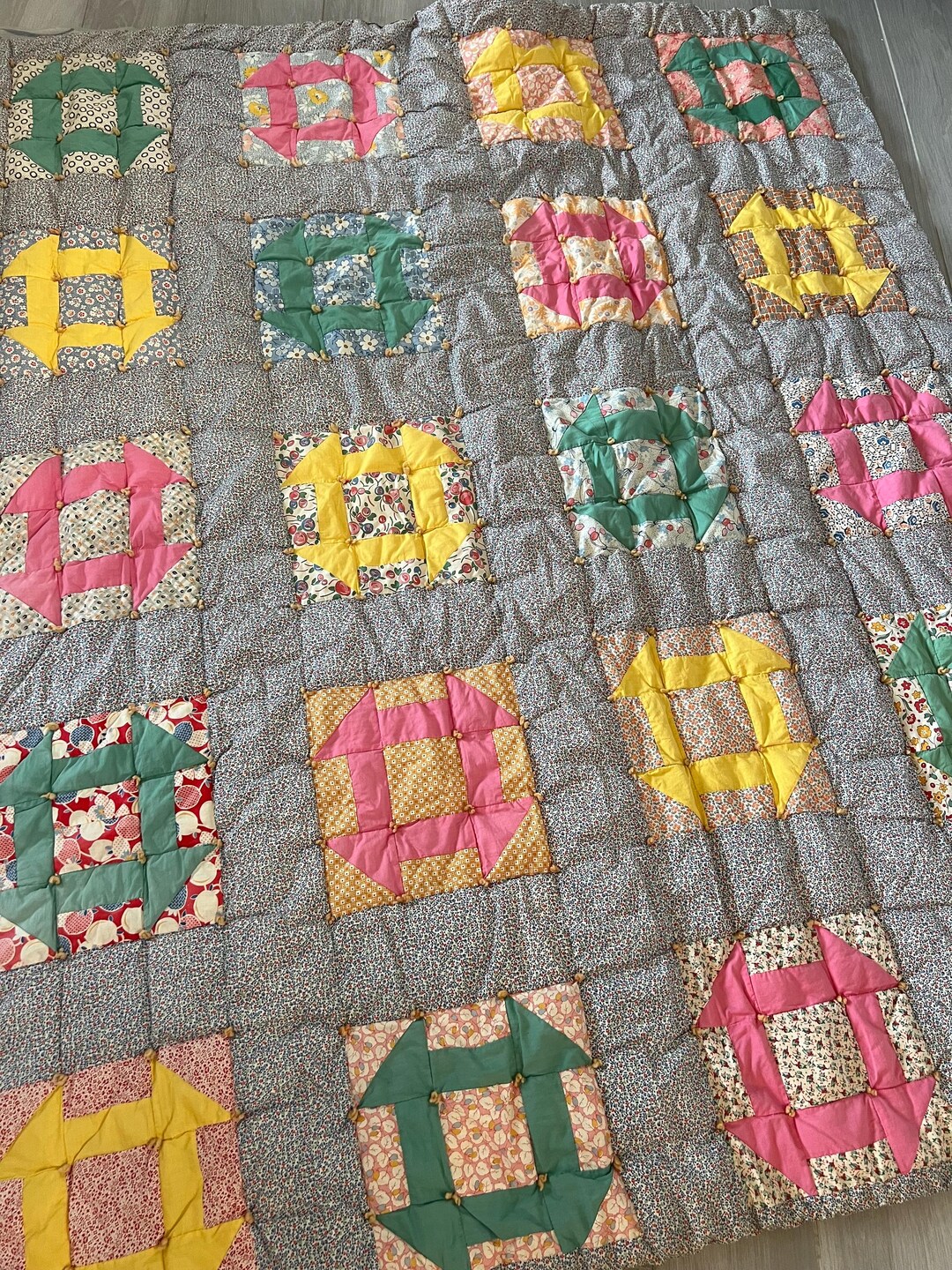 Vintage Quilt Adorable Prints Vintage Florals Early 30s Prints/thick ...
