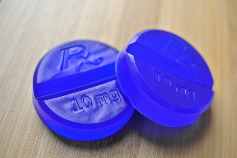 2 Pill Soaps Round Soap Pill A Perfect Doctor / Pharmacist | Etsy