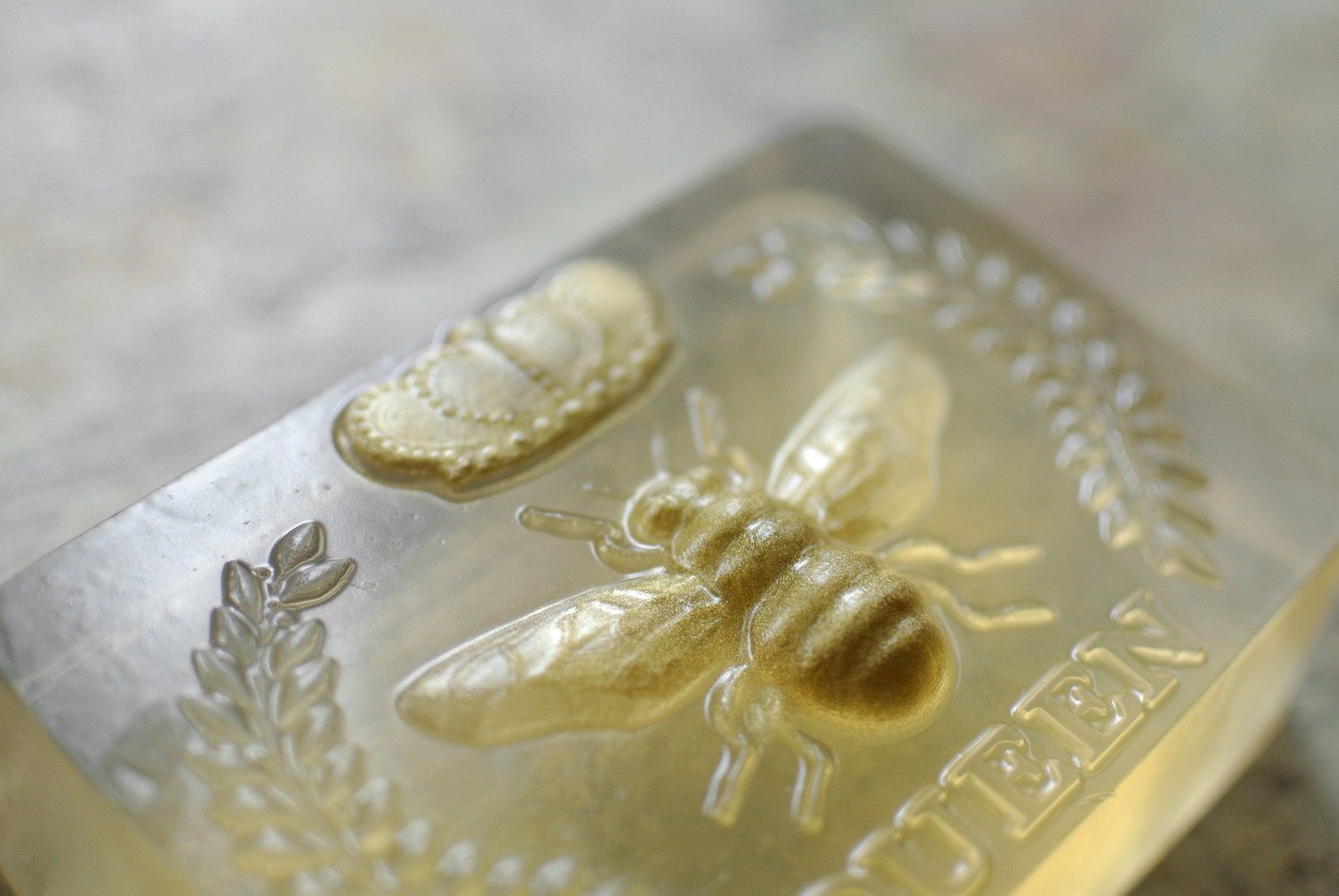 5 Queen Bee Soap / Honey Bee Soap Made With Honey Soap - Etsy