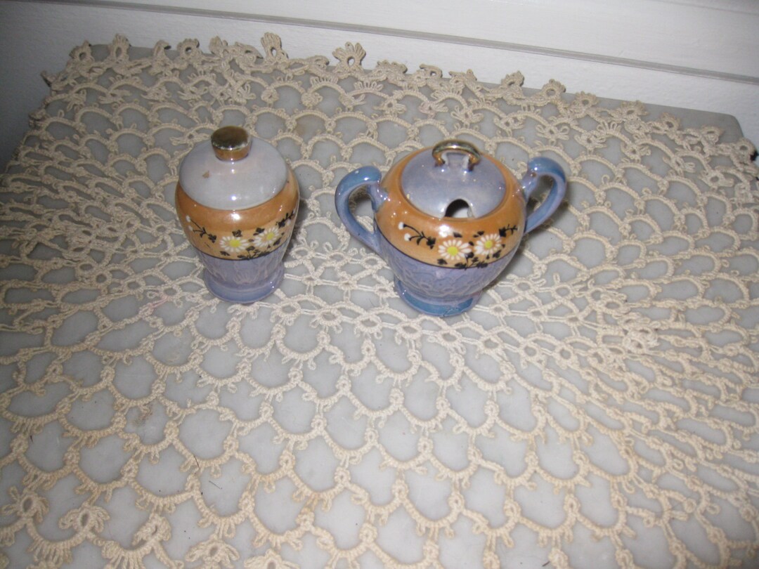 TWO LUSTERWARE JARS-Small Jars Hand Painted Made In Japan Blue & Gold ...