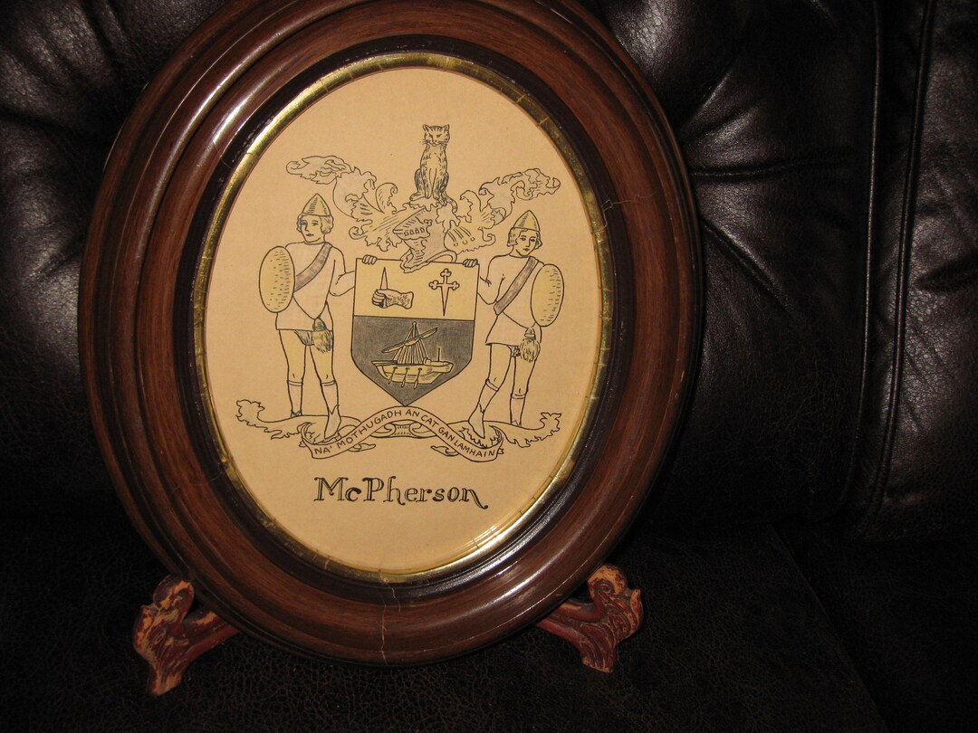 MC PHERSON FAMILY Crest in Oval 1800s Wood Frame Family Crest Drawn on ...