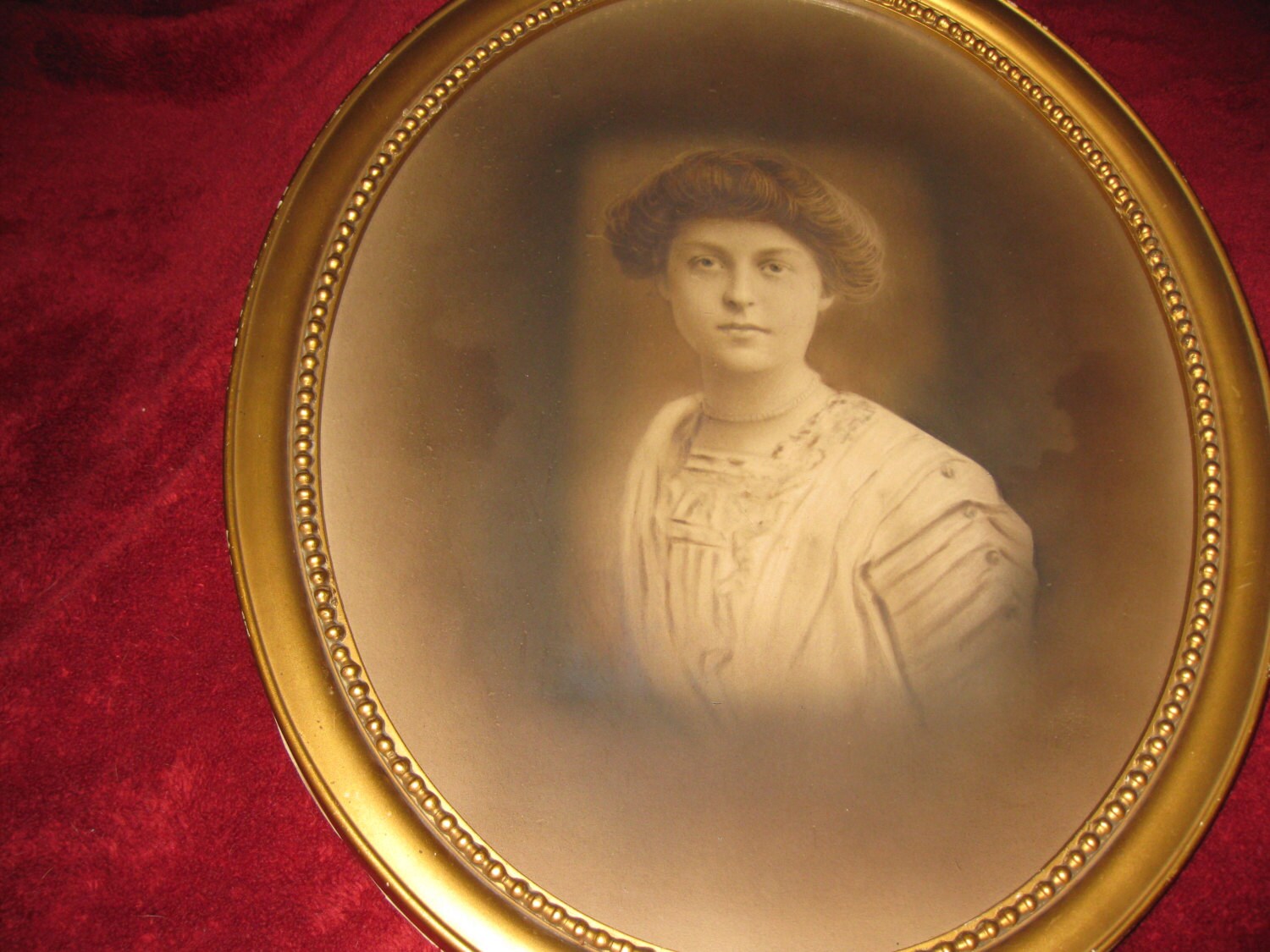 ANTIQUE FRAME and Photograph-beautiful Victorian Young Lady in - Etsy