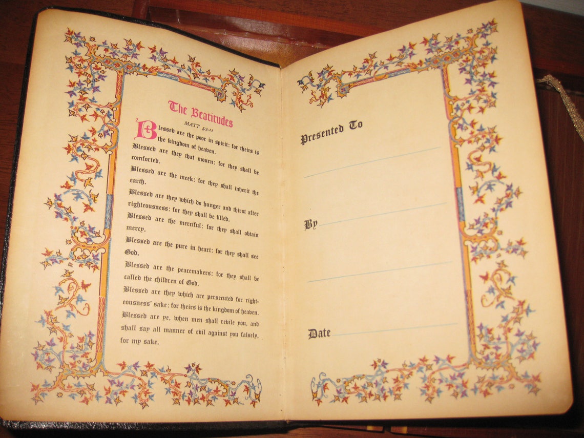 Vintage Cedar Bible Storage Box & Bible 9 1/4 X 6 - Etsy