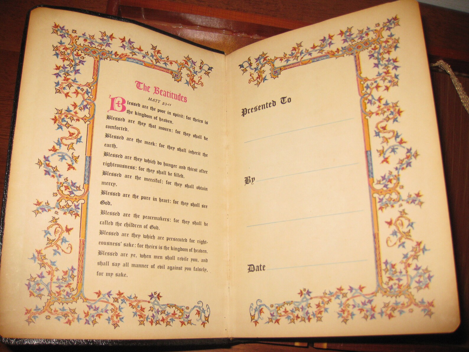 Vintage Cedar Bible Storage Box & Bible 9 1/4 X 6 - Etsy