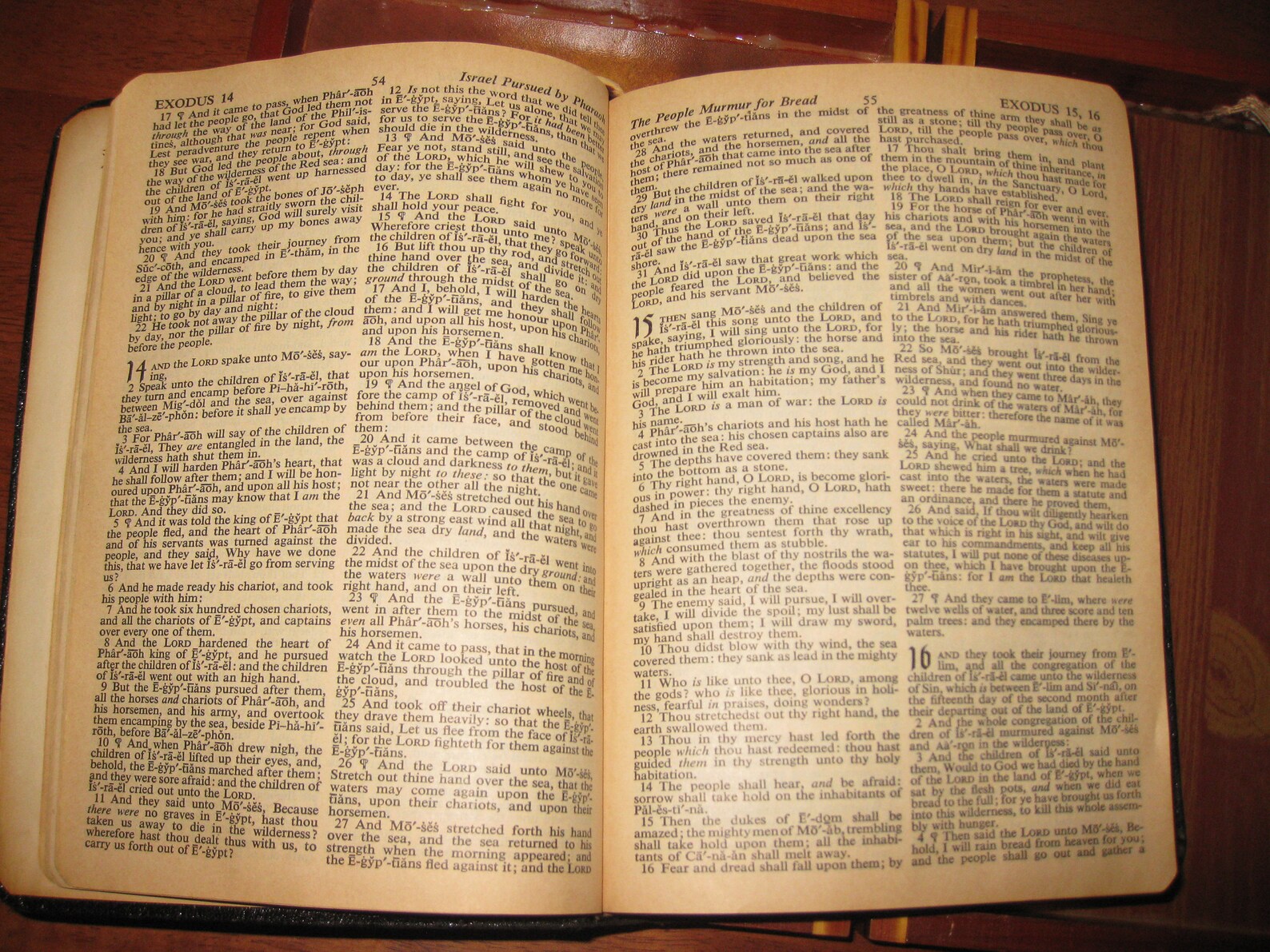 Vintage Cedar Bible Storage Box & Bible 9 1/4 X 6 - Etsy